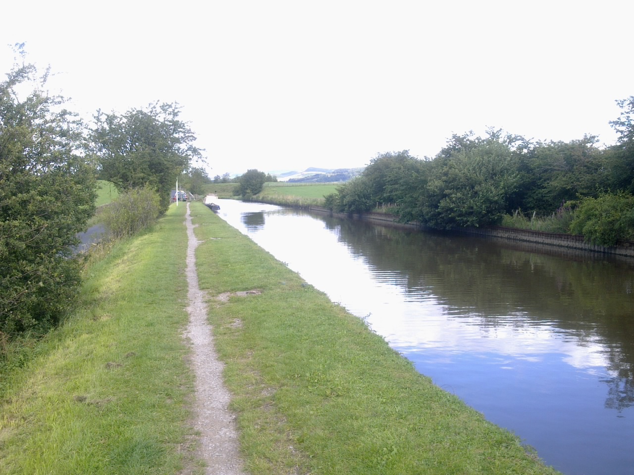 Bank Newton Lock 36 L1 Leisure :: Waterside Moorings