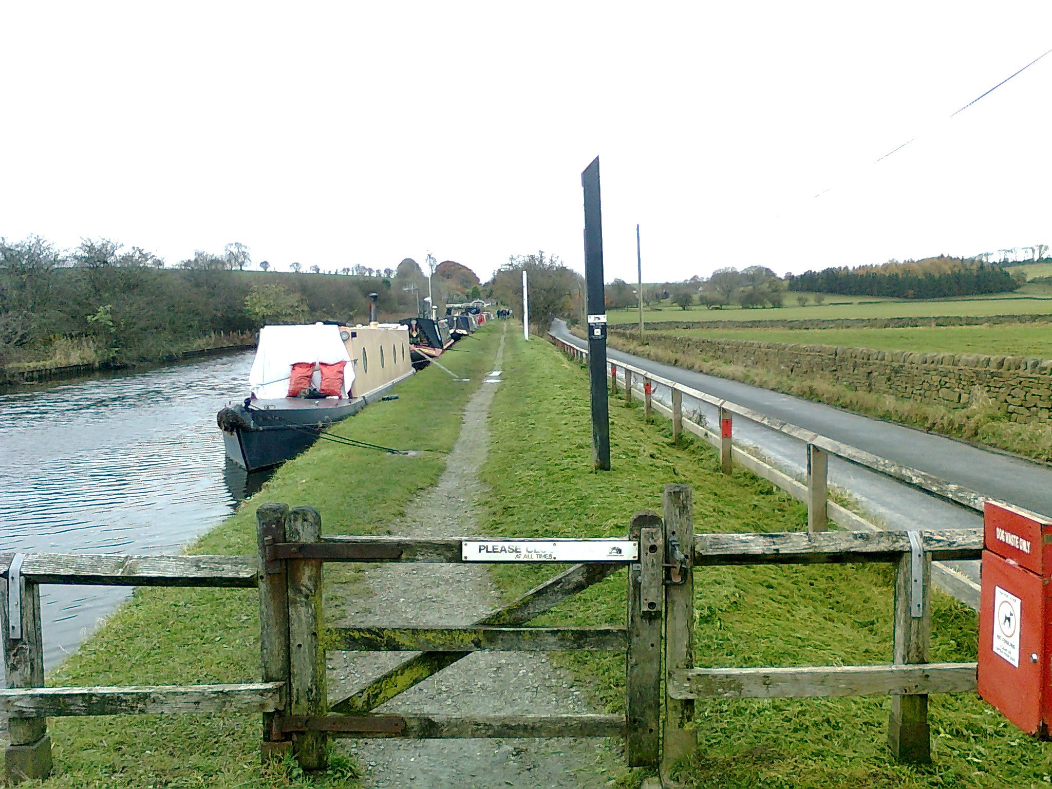 Bank Newton Lock 36 L1 Leisure :: Waterside Moorings