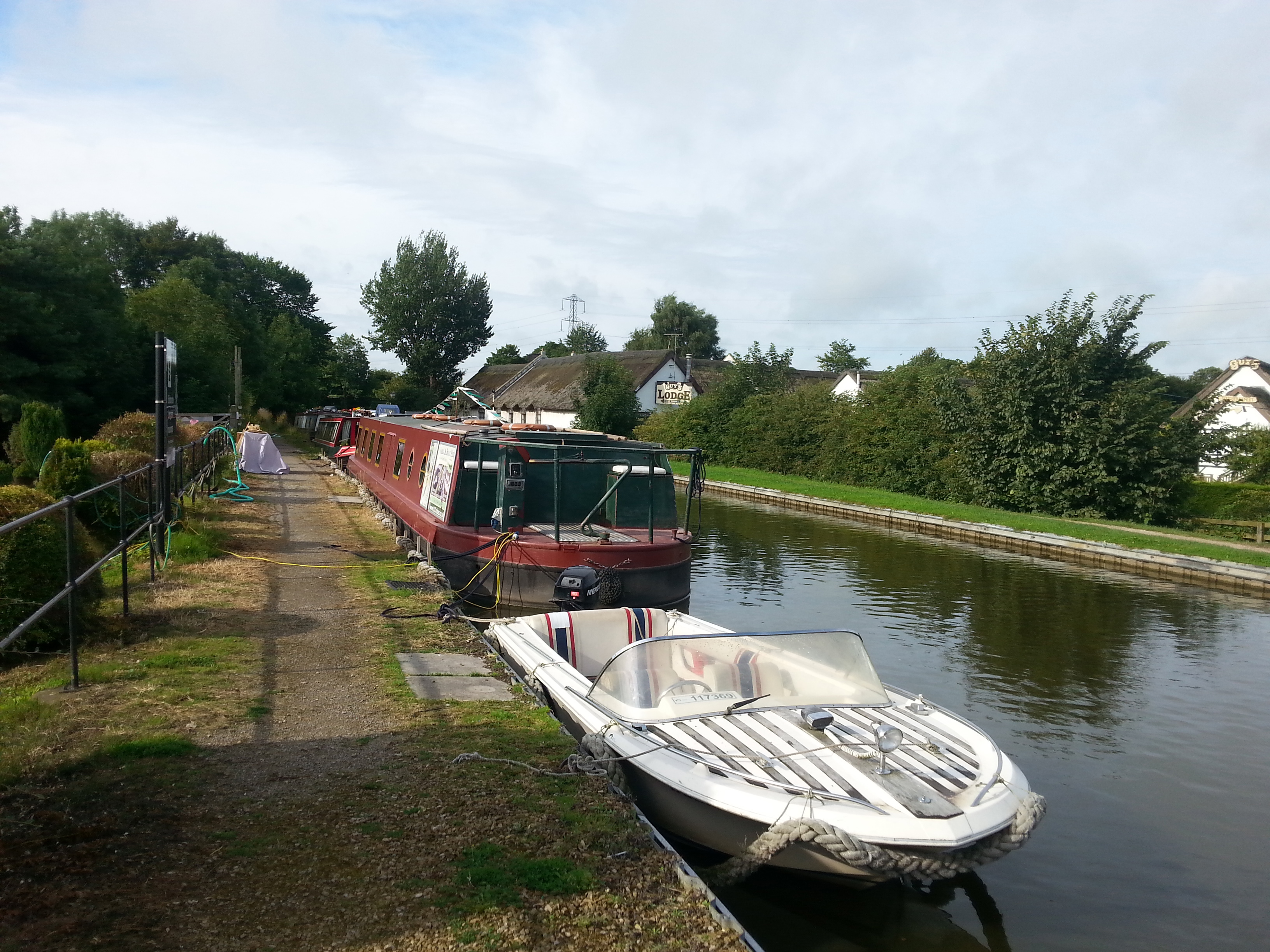 Bilsborrow Wharf L1 :: Waterside Moorings