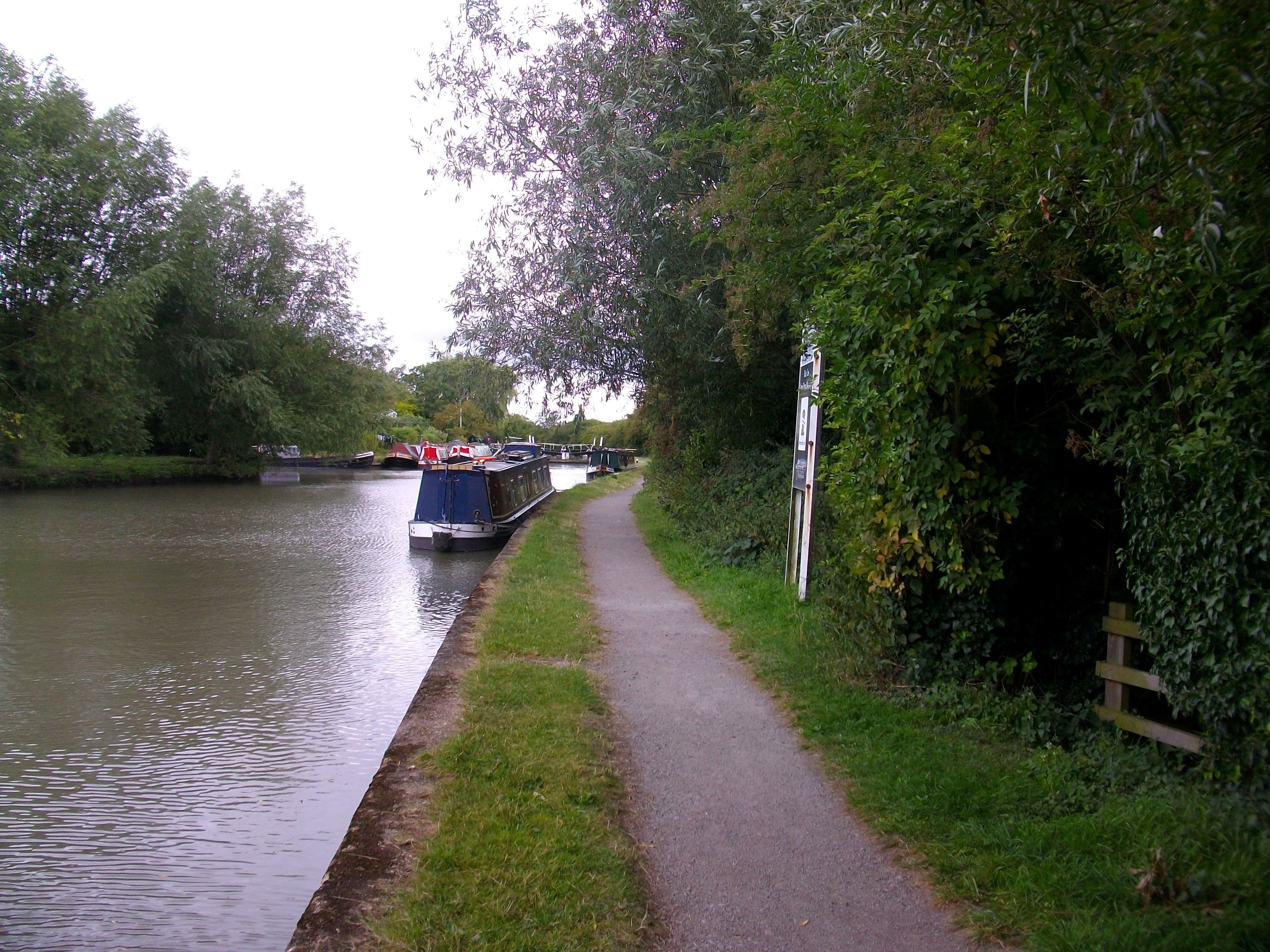 Blue Lias L1 Leisure :: Waterside Moorings