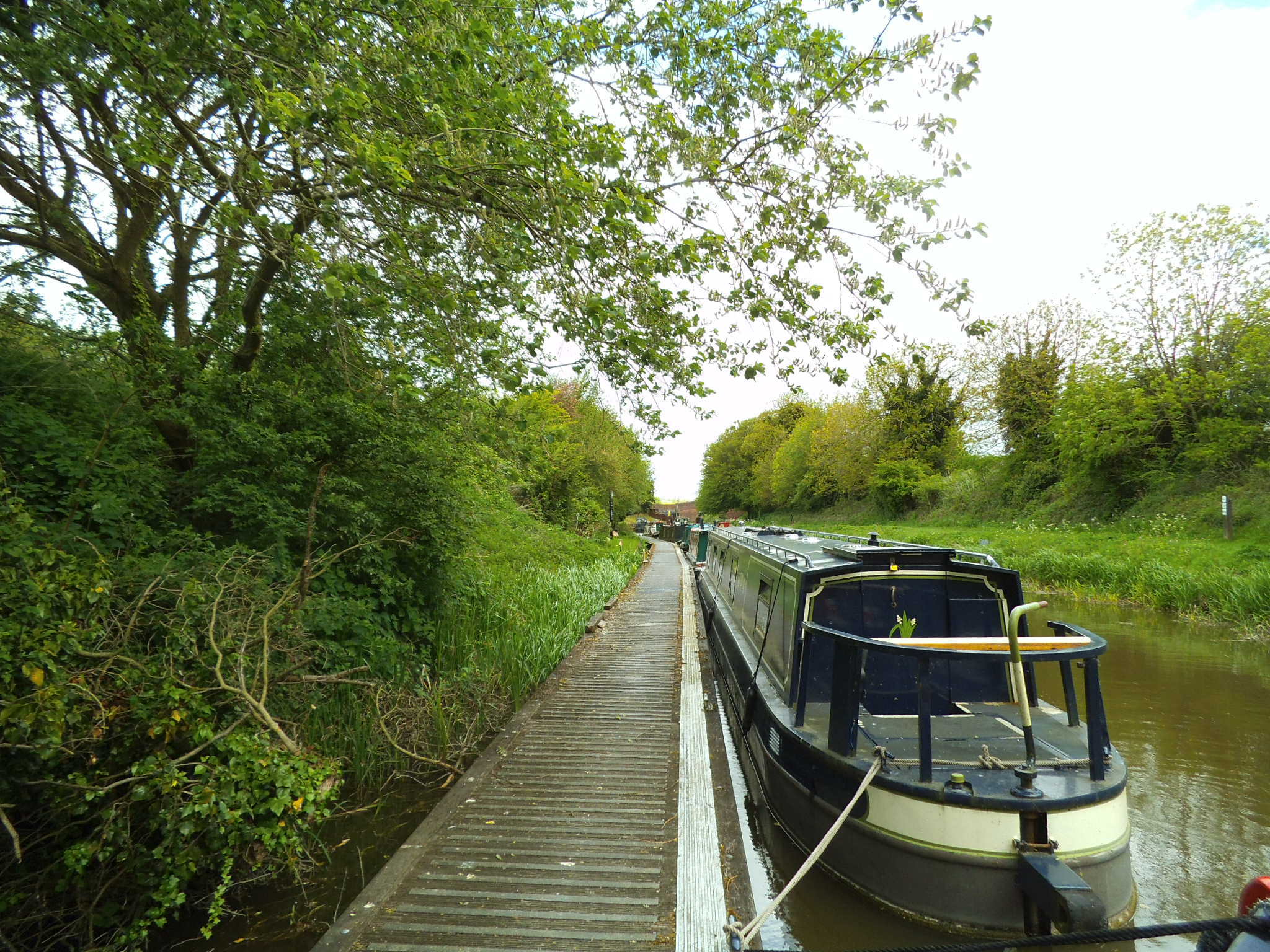 Bridge Inn Horton L1 Leisure :: Waterside Moorings