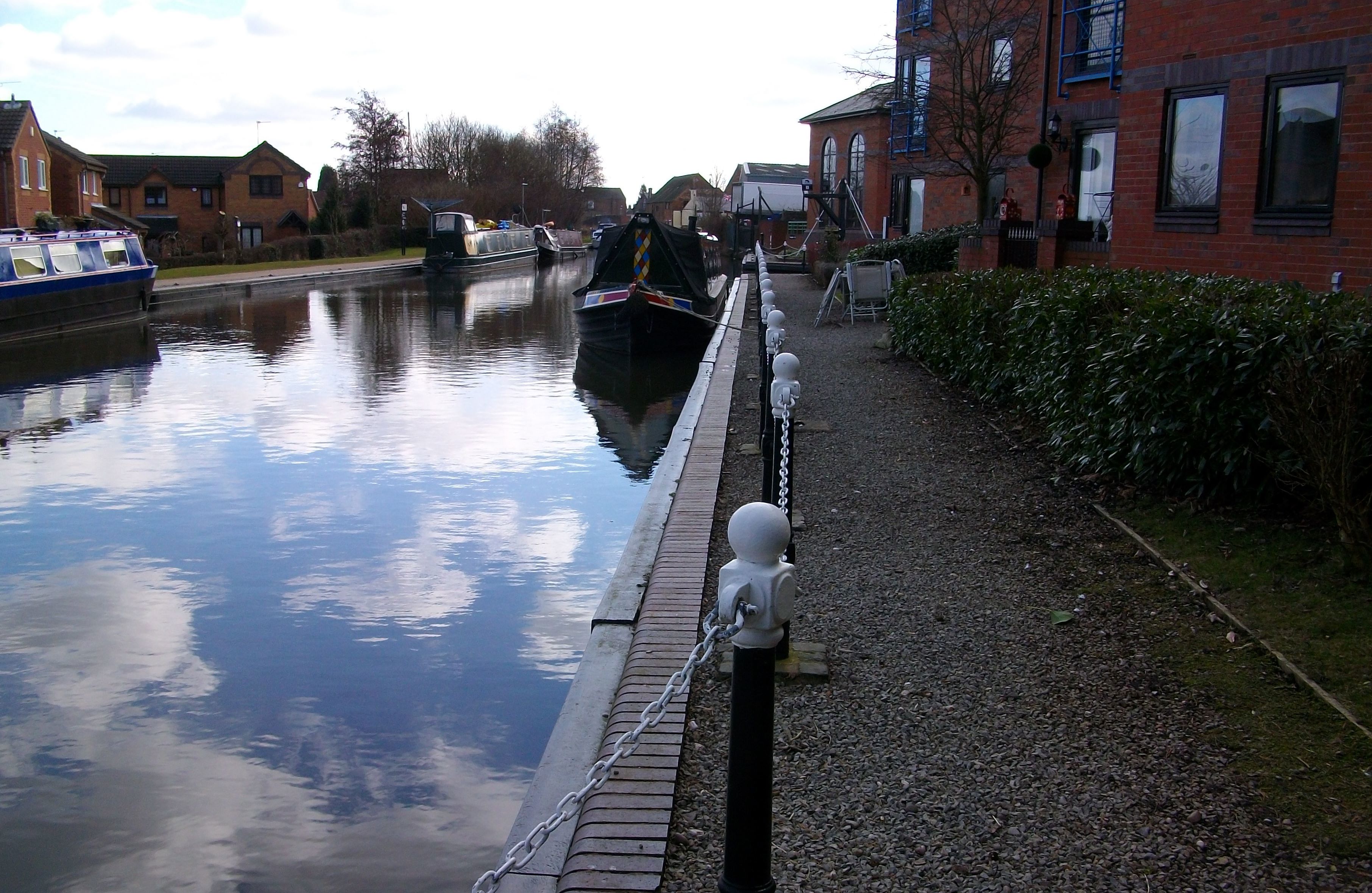 Fazeley L1 :: Waterside Moorings