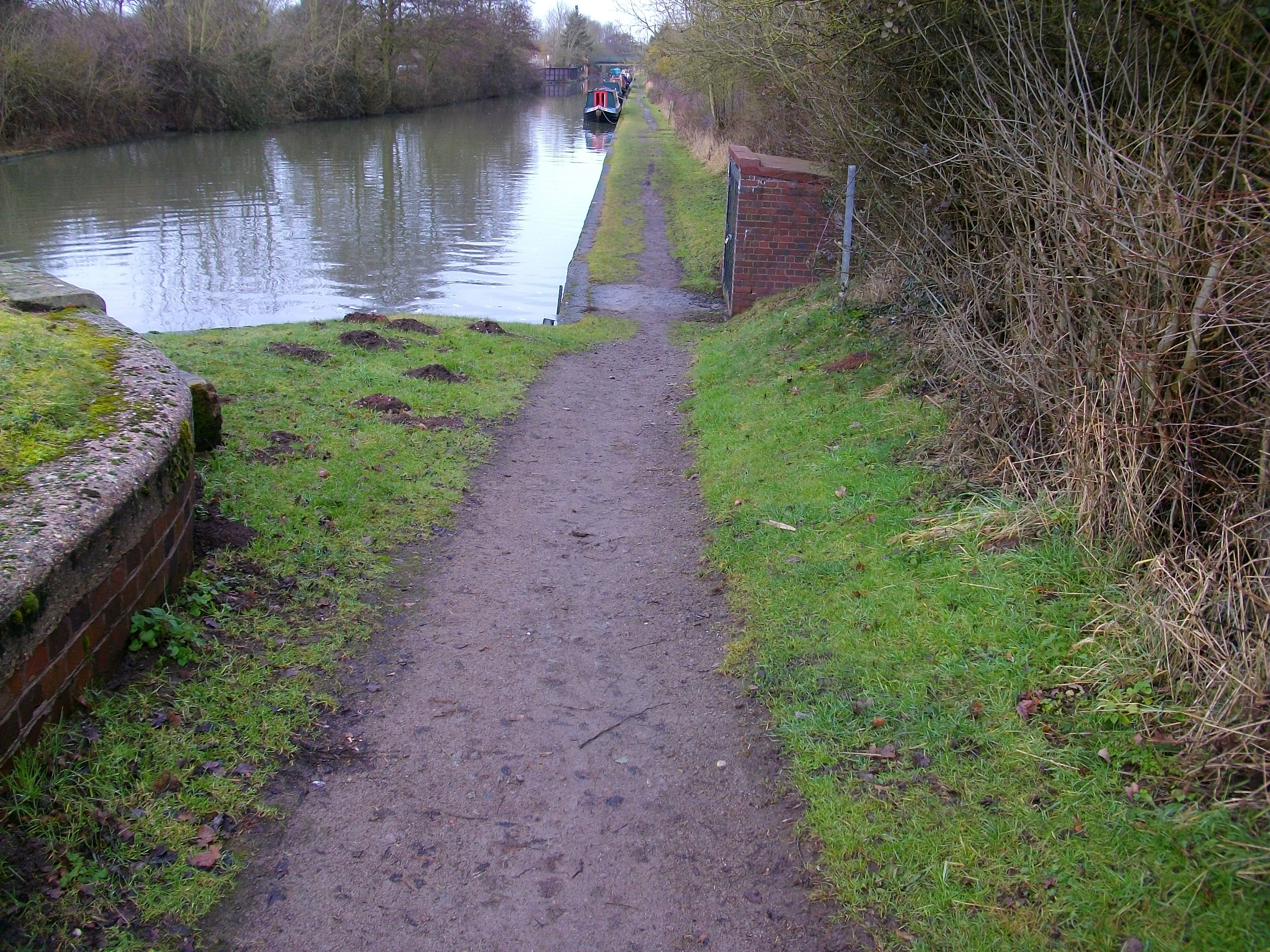 Fosse Locks L1 :: Waterside Moorings
