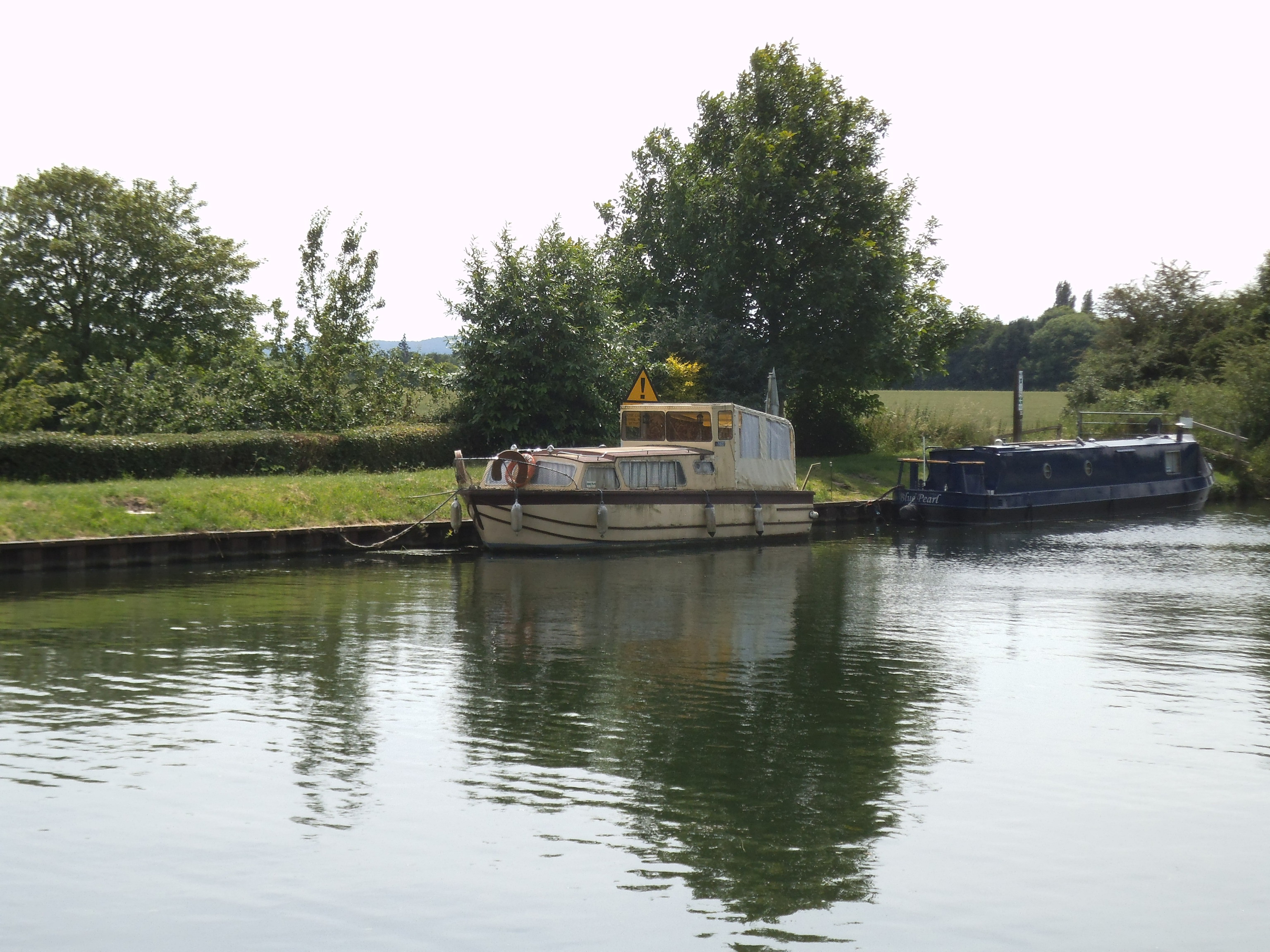 Fretherne L1 Leisure :: Waterside Moorings