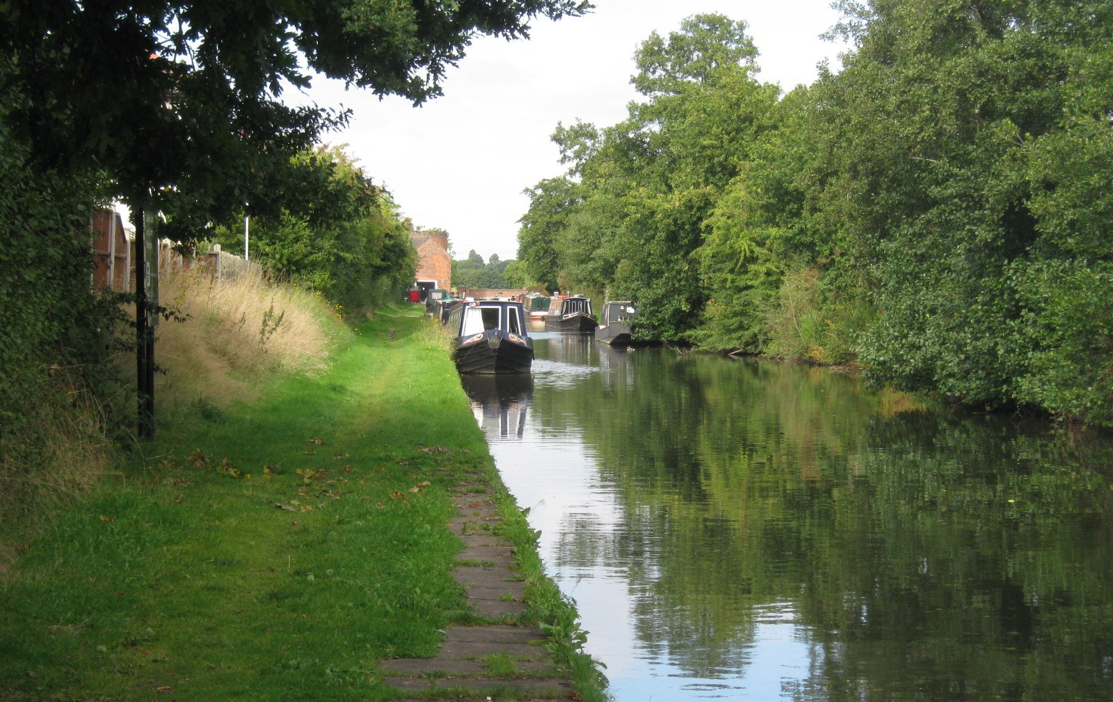 Gailey Wharf L1 Leisure :: Waterside Moorings