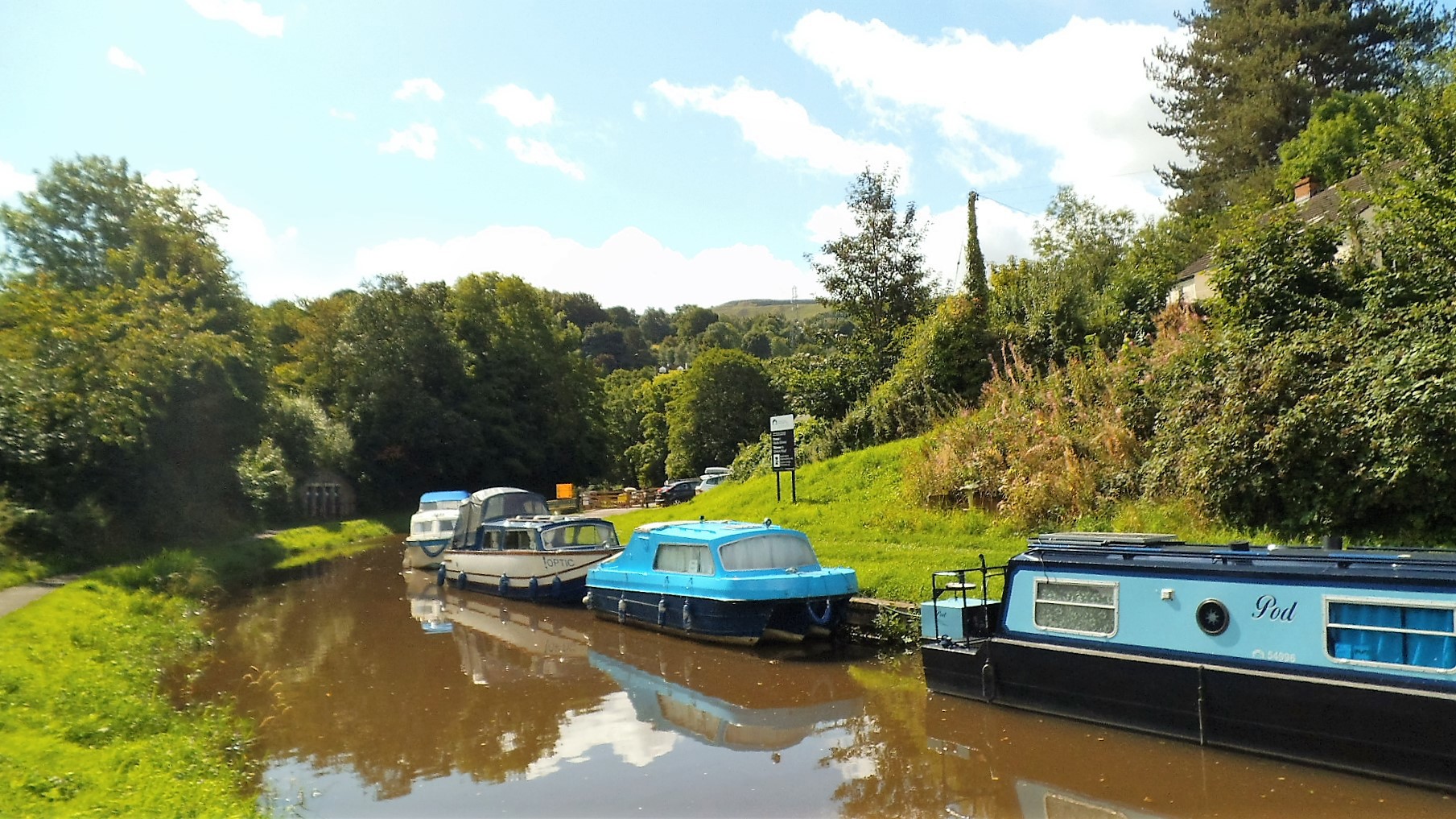 Gilwern Wharf L1 Leisure :: Waterside Moorings