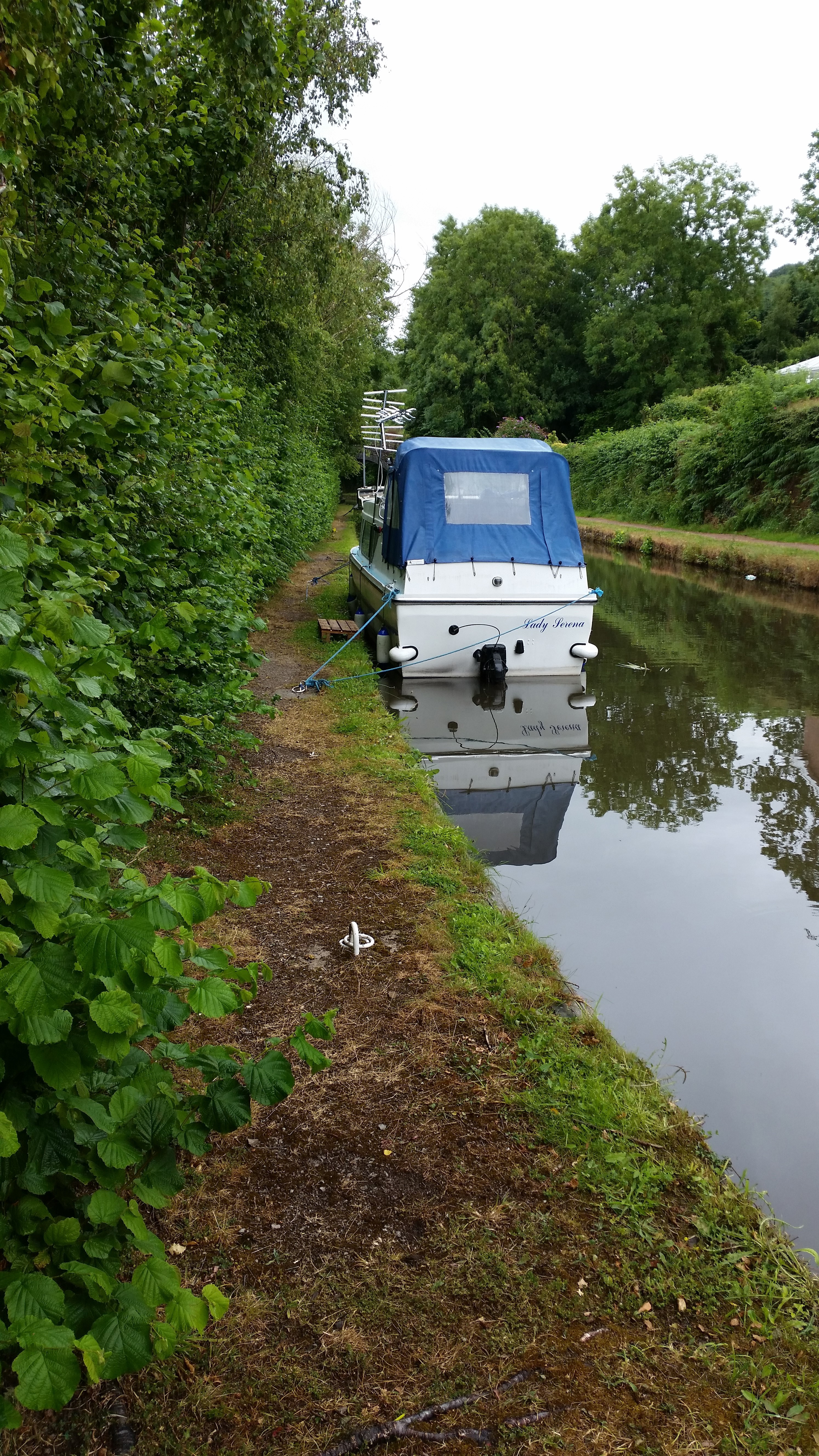 Govilon Wharf L1 :: Waterside Moorings