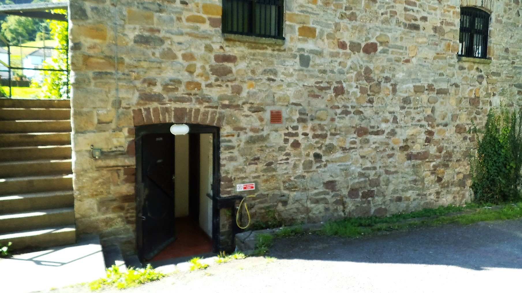 Govilon Wharf L1 Leisure :: Waterside Moorings