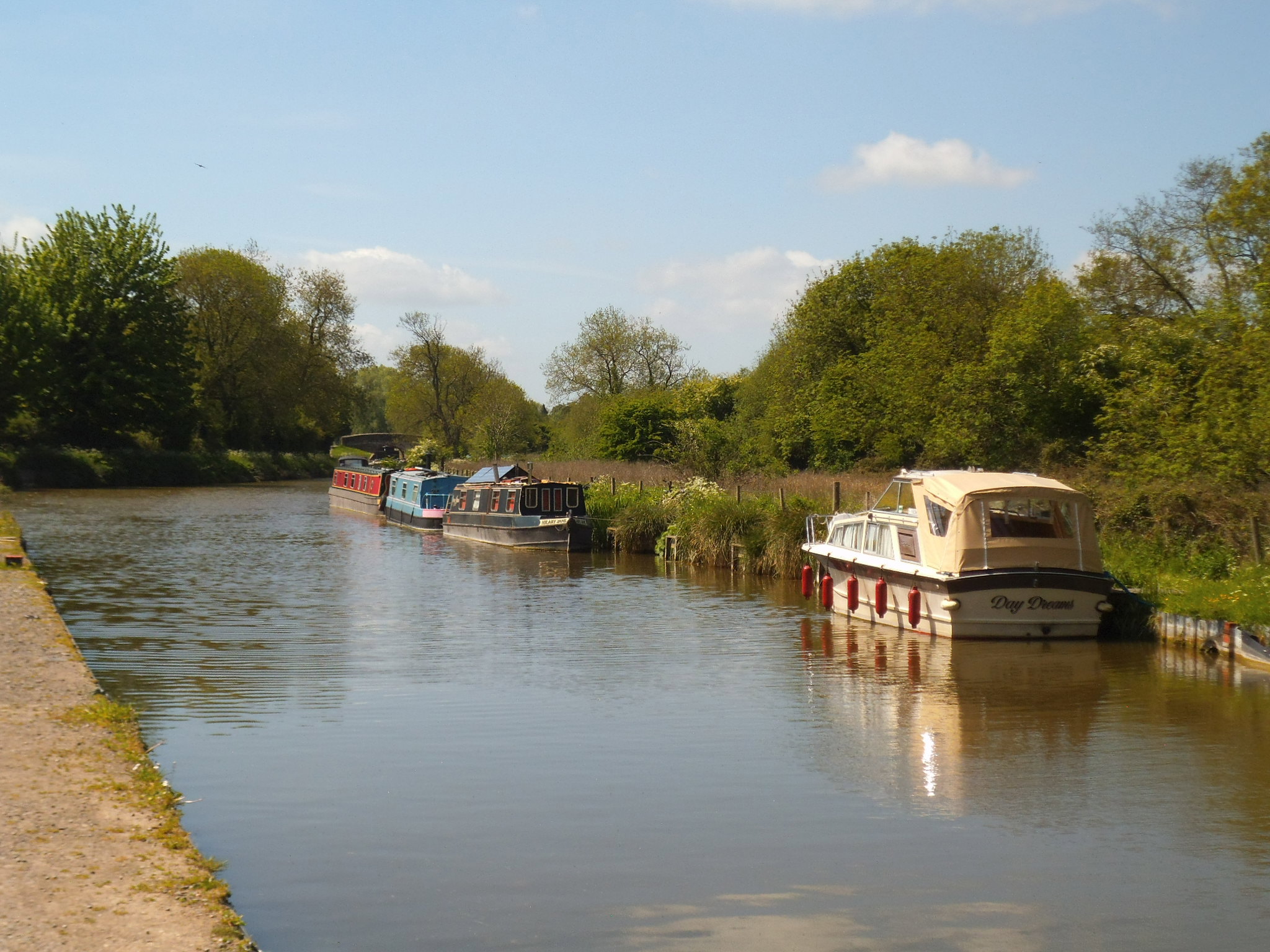 Great Bedwyn L1 Leisure :: Waterside Moorings