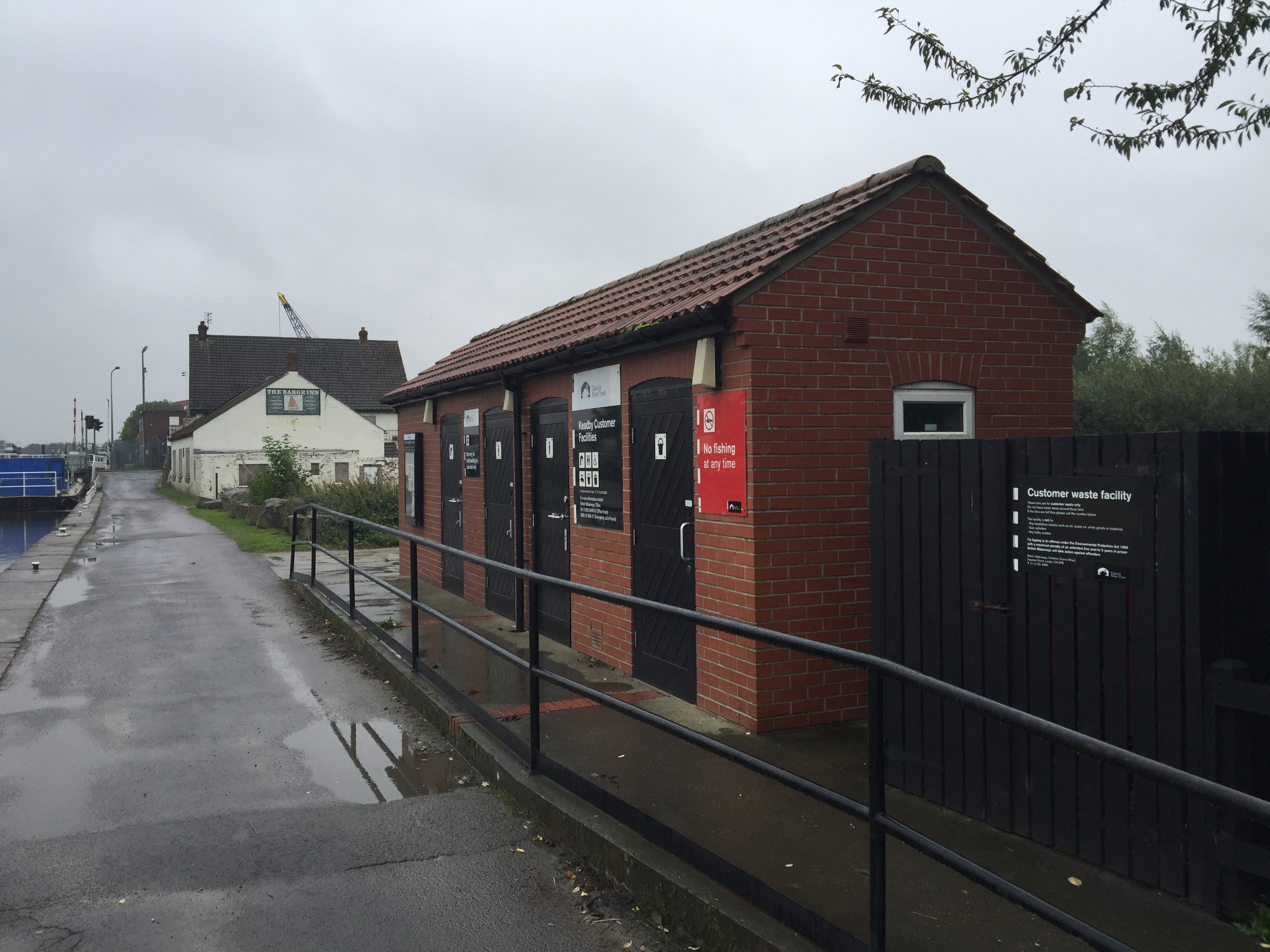Keadby Lock L1 Leisure :: Waterside Moorings