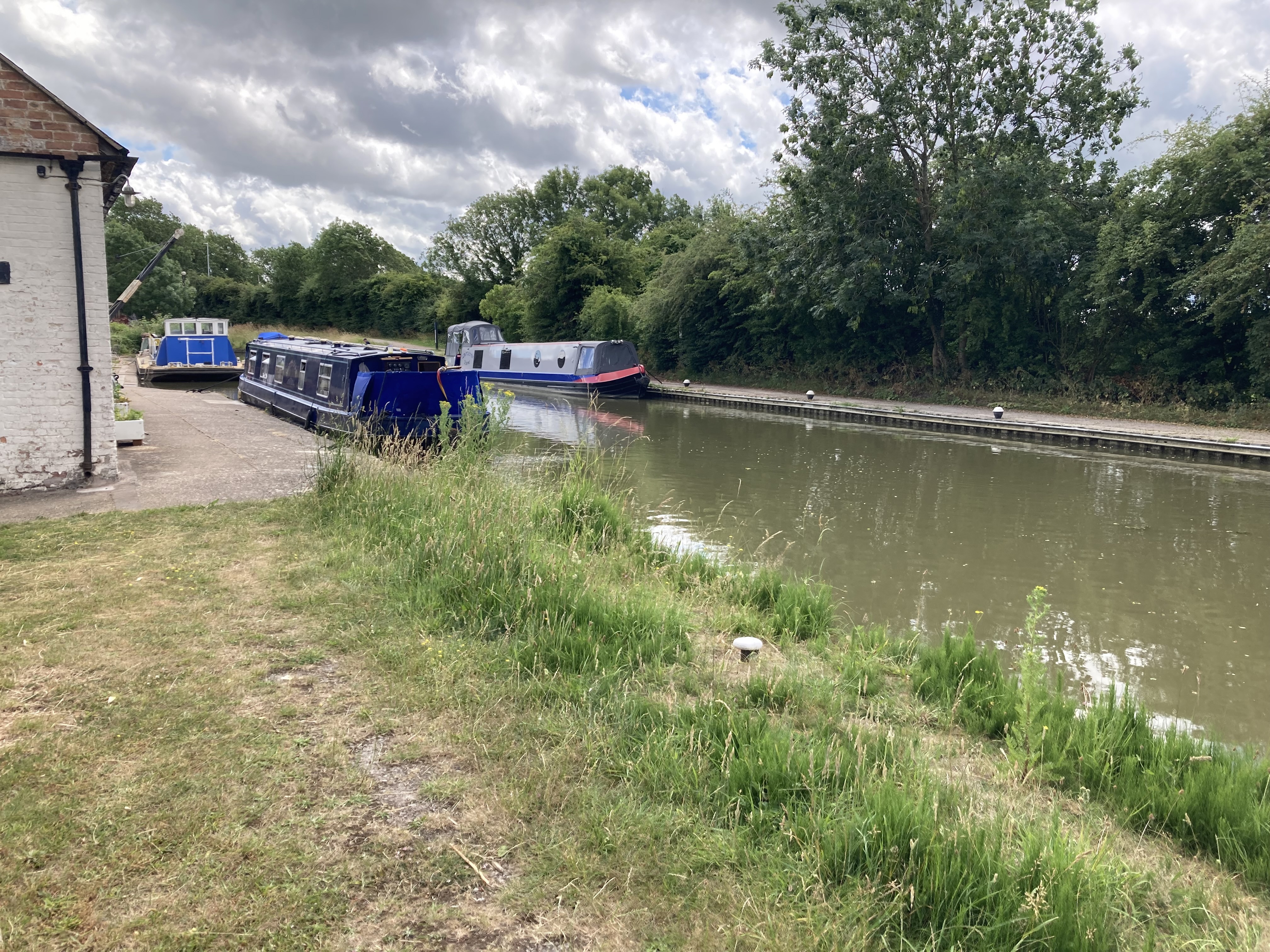 Kilby Bridge L1 Leisure :: Waterside Moorings