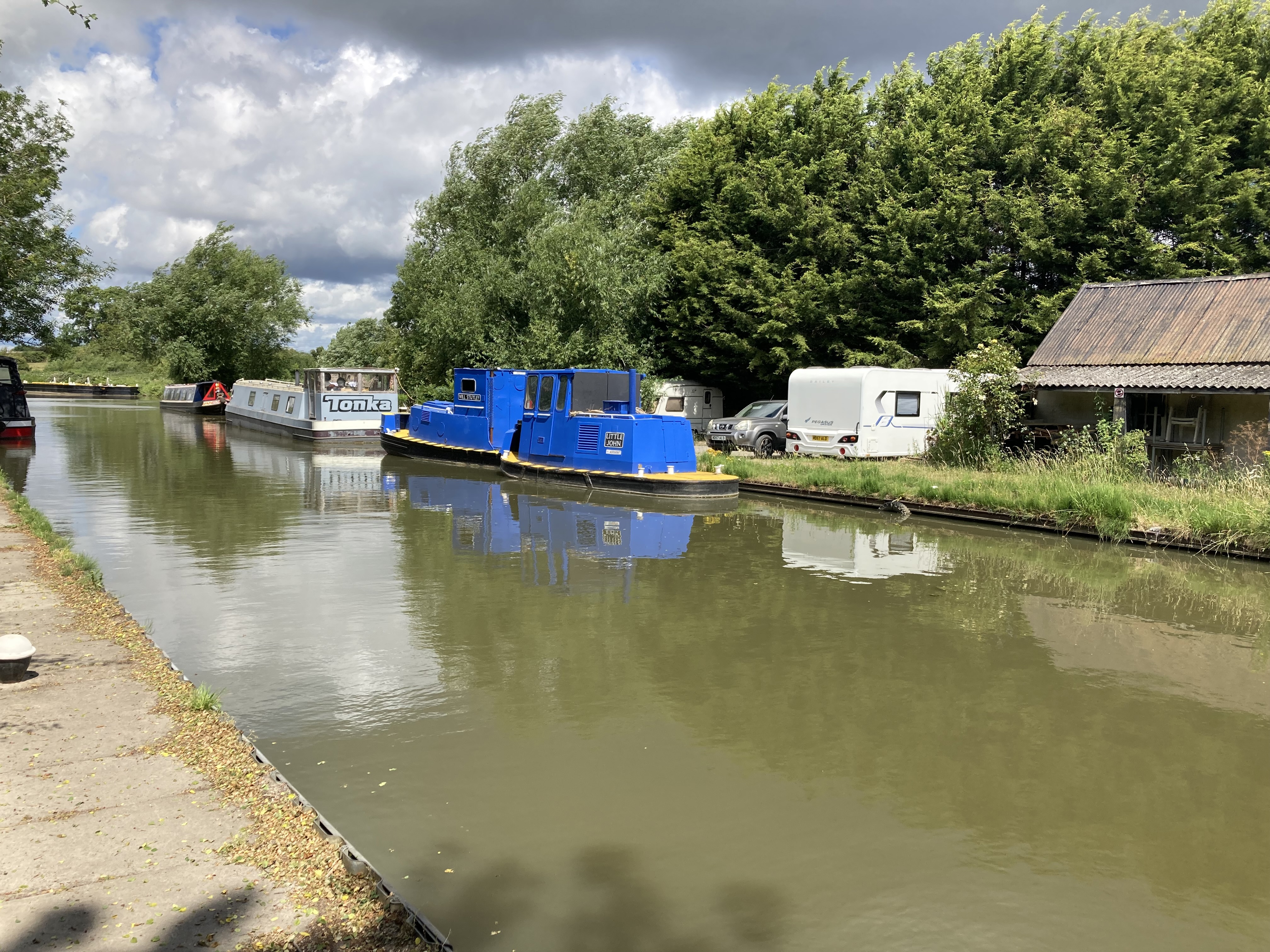 Kilby Bridge L1 Leisure :: Waterside Moorings