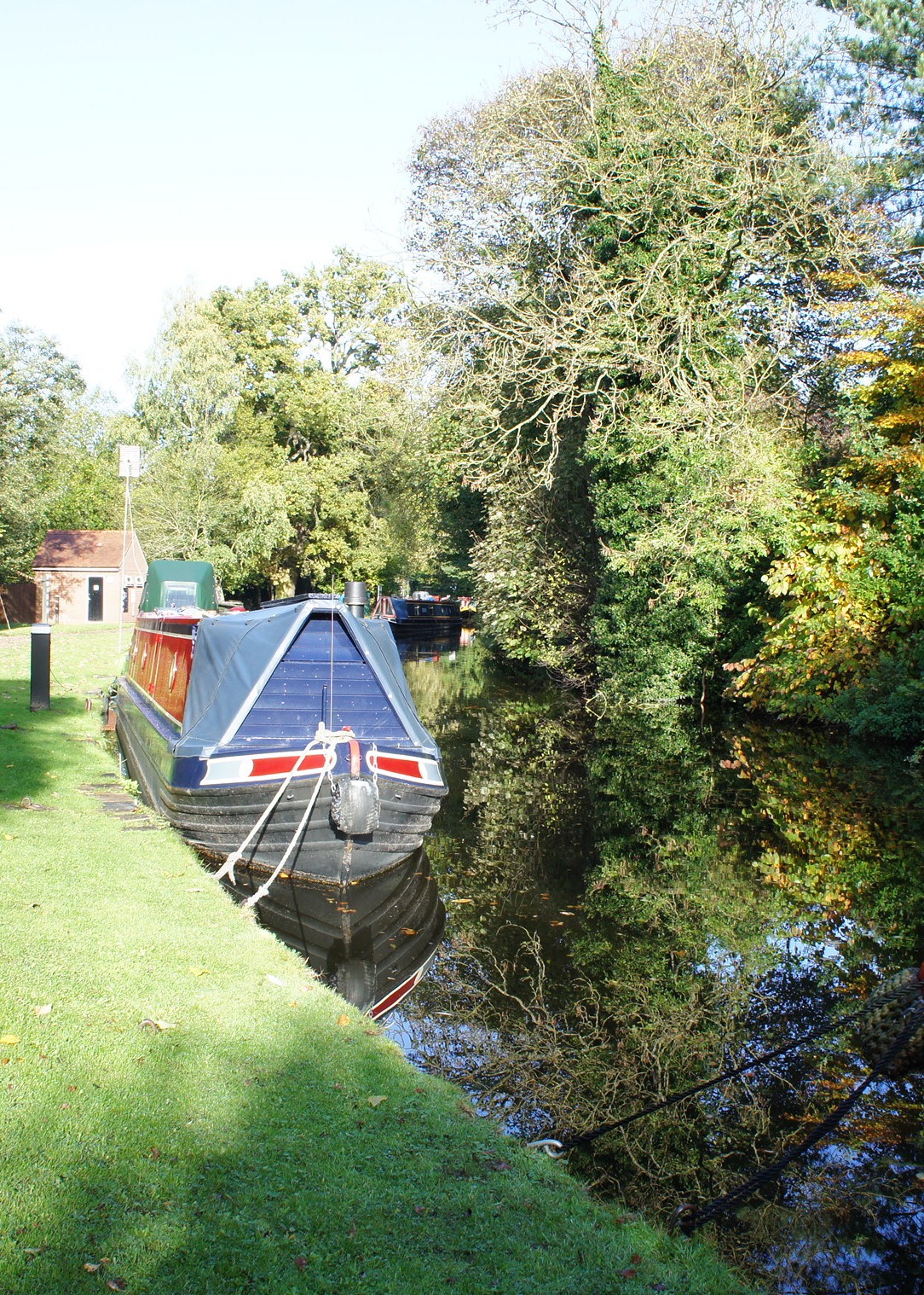 Kinver Towpath - Electric L1 :: Waterside Moorings