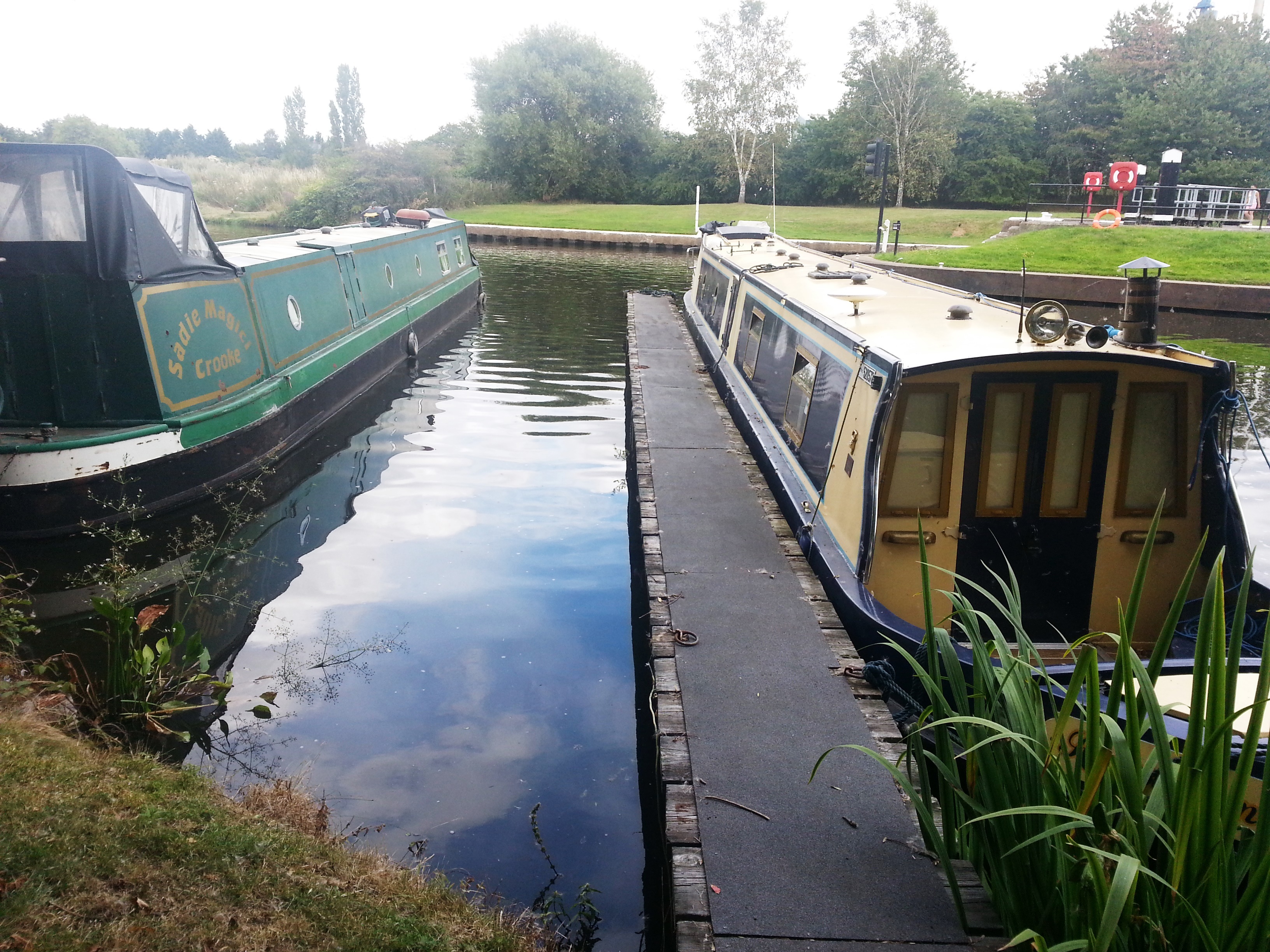 Long Sandall Lock L1 :: Waterside Moorings