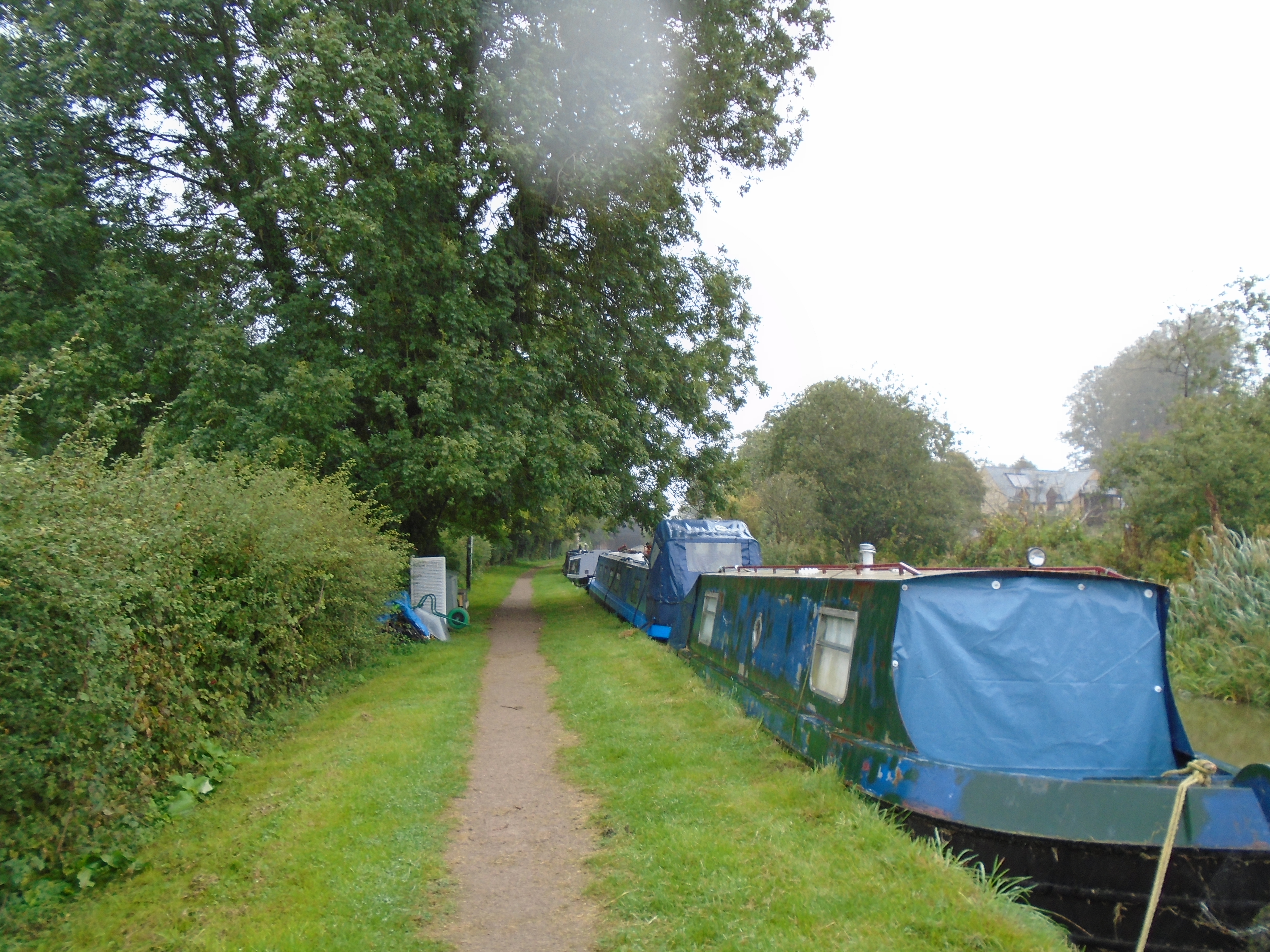 Lower Heyford L1 Leisure :: Waterside Moorings