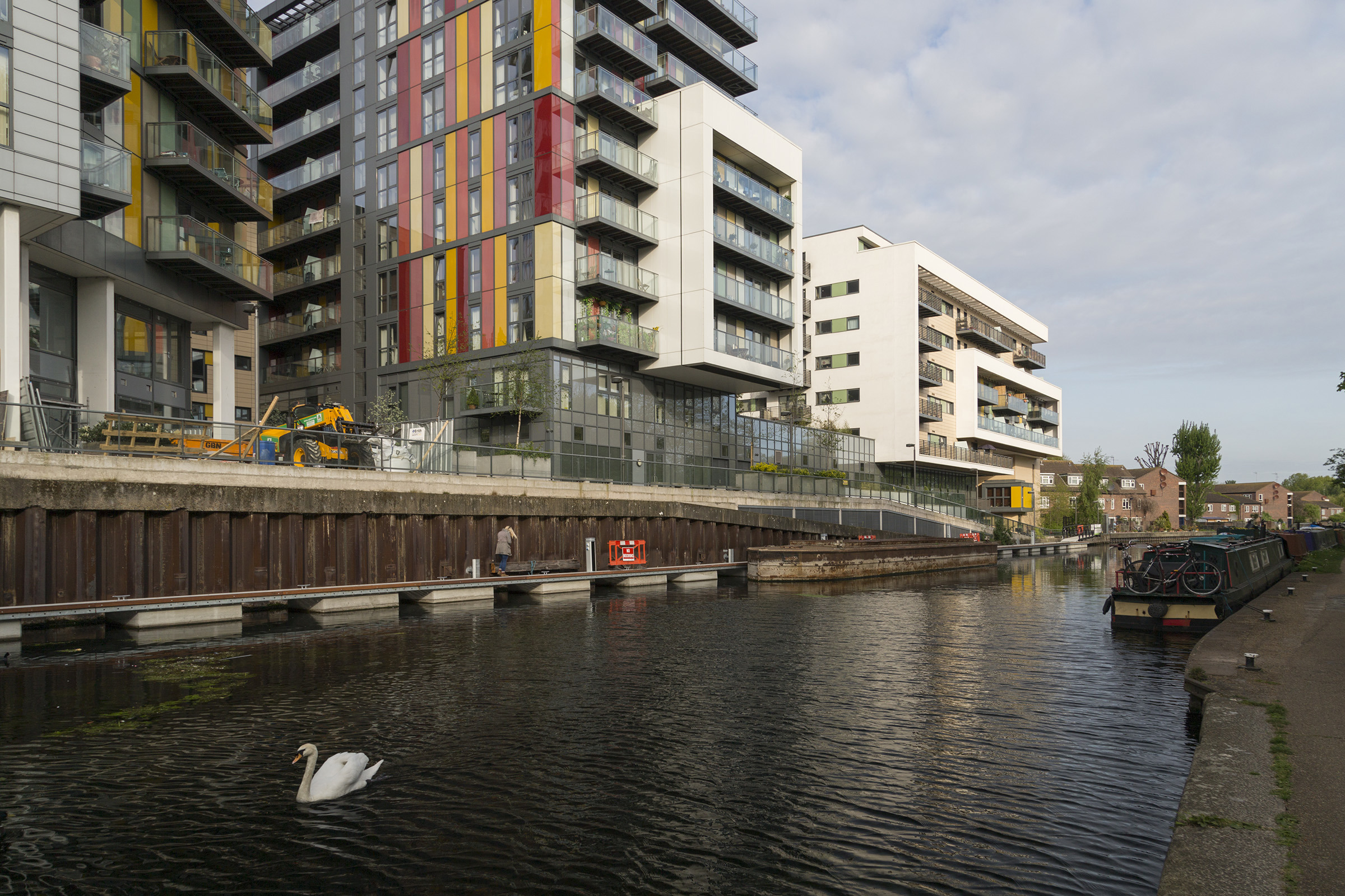 Matchmakers Wharf L1 Leisure :: Waterside Moorings