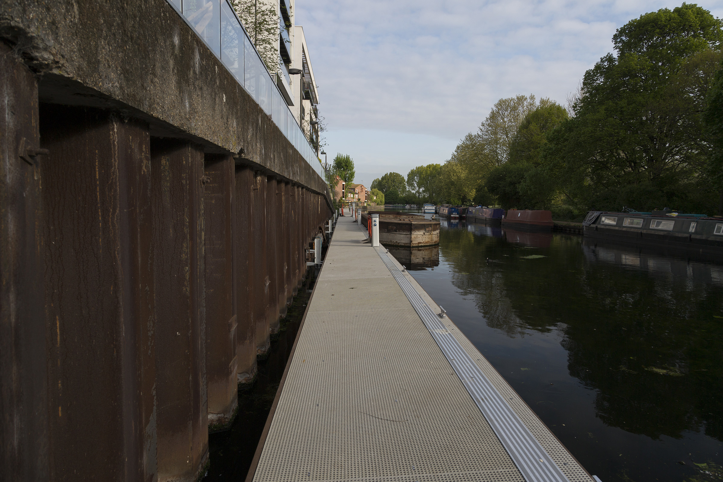 Matchmakers Wharf L1 Leisure :: Waterside Moorings