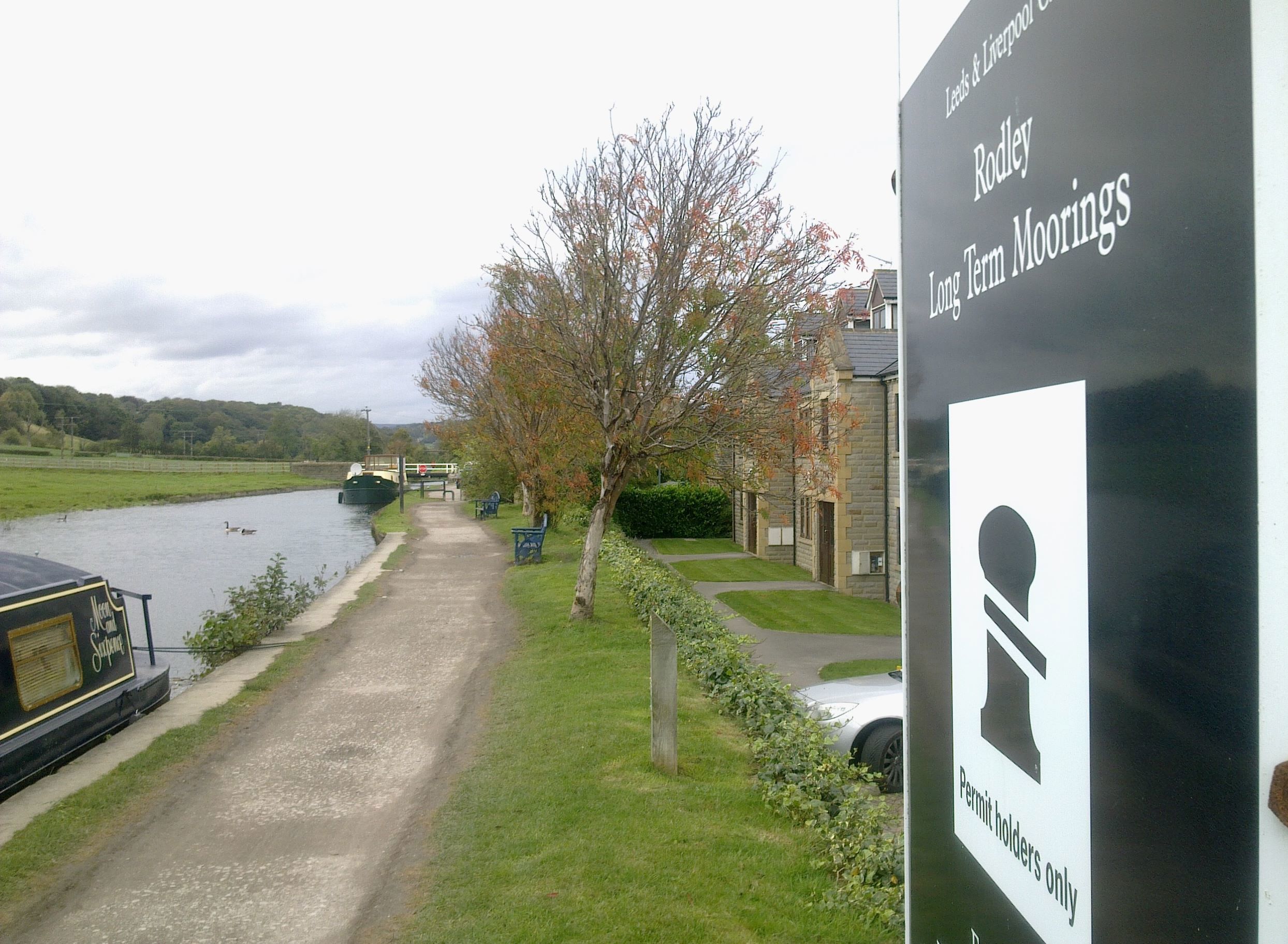 Rodley Bridge 216 L1 Leisure :: Waterside Moorings