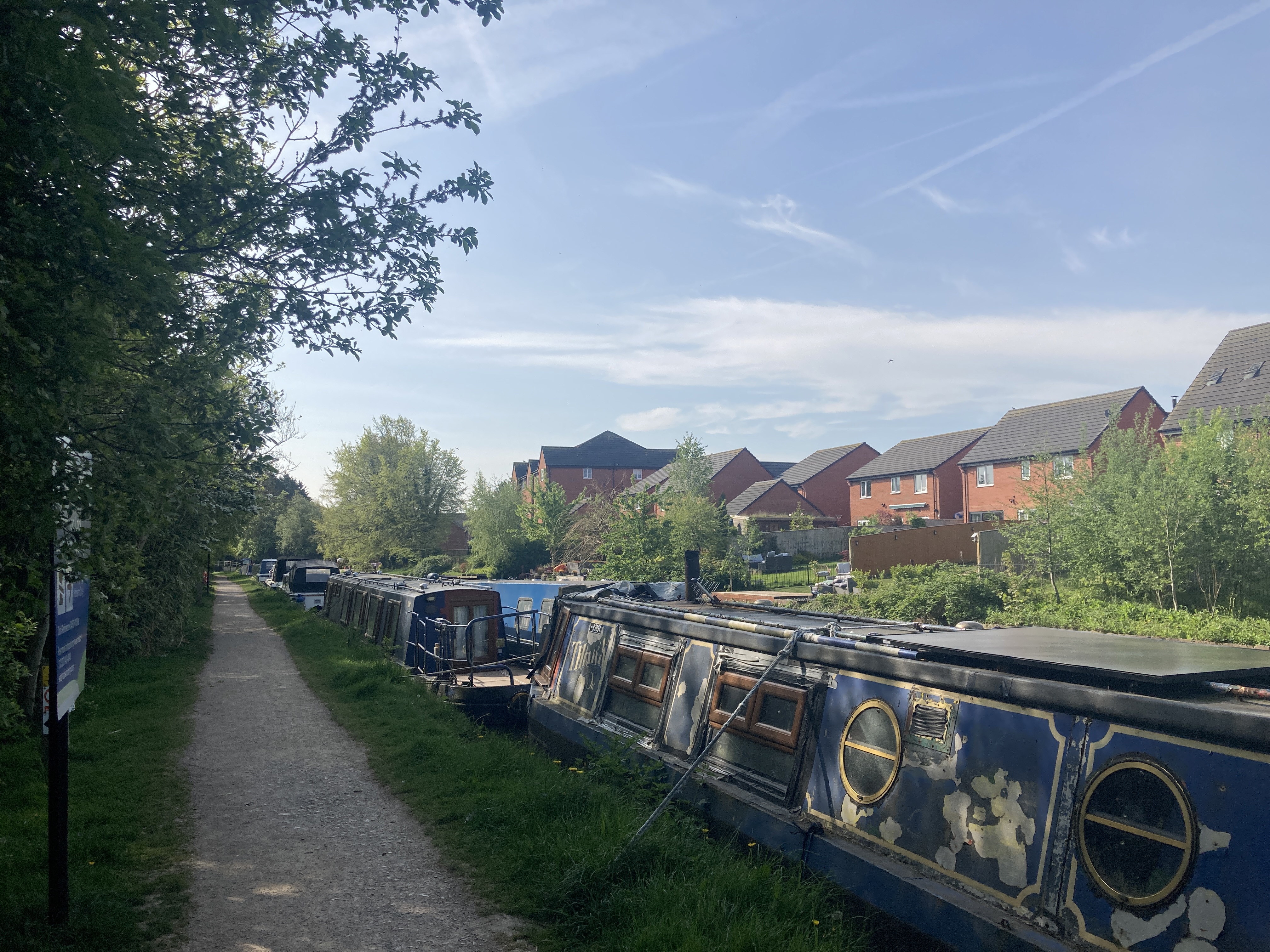 Rufford Top Lock L1 Leisure :: Waterside Moorings
