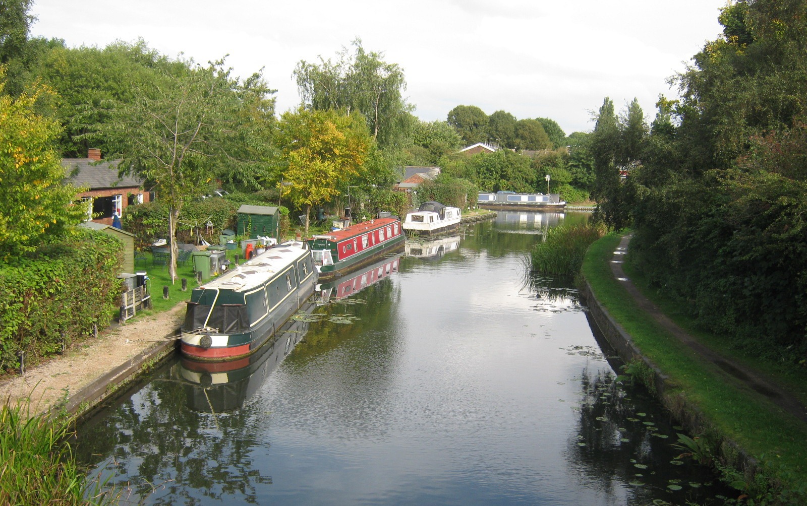 Sneyd Wharf (Electric) L1 :: Waterside Moorings