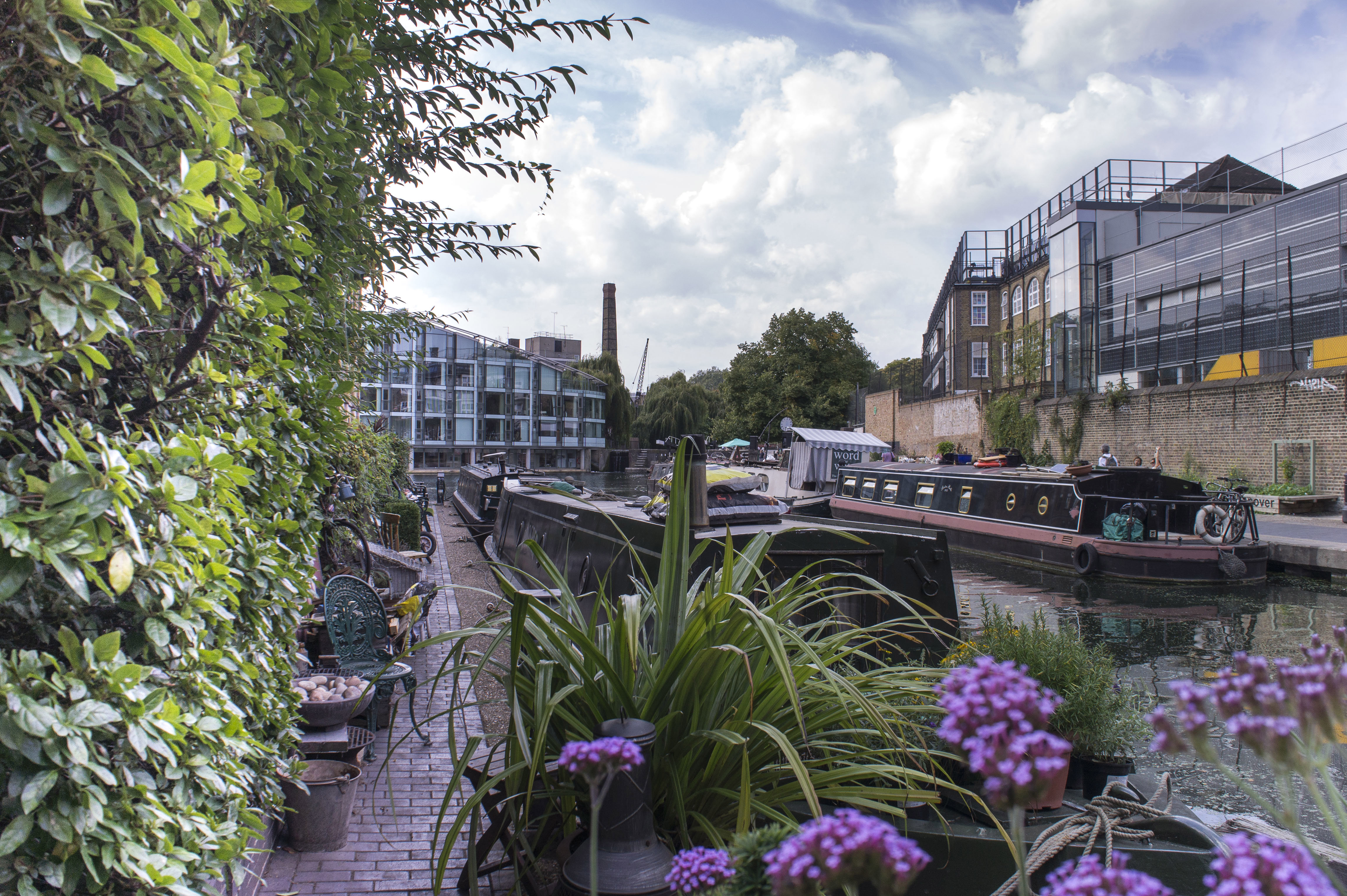 Wharf Road L1 Leisure :: Waterside Moorings