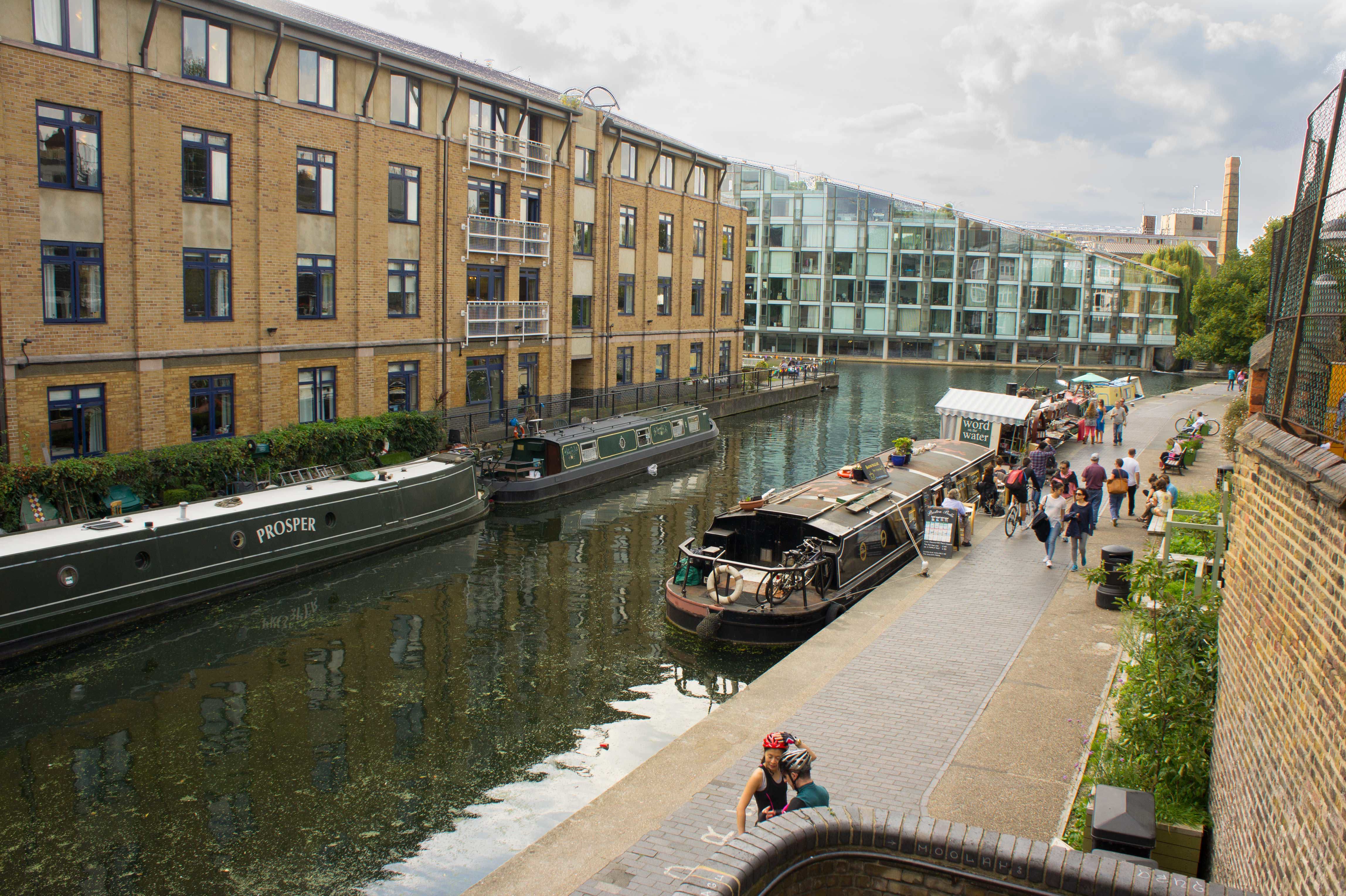 Wharf Road L1 Leisure :: Waterside Moorings